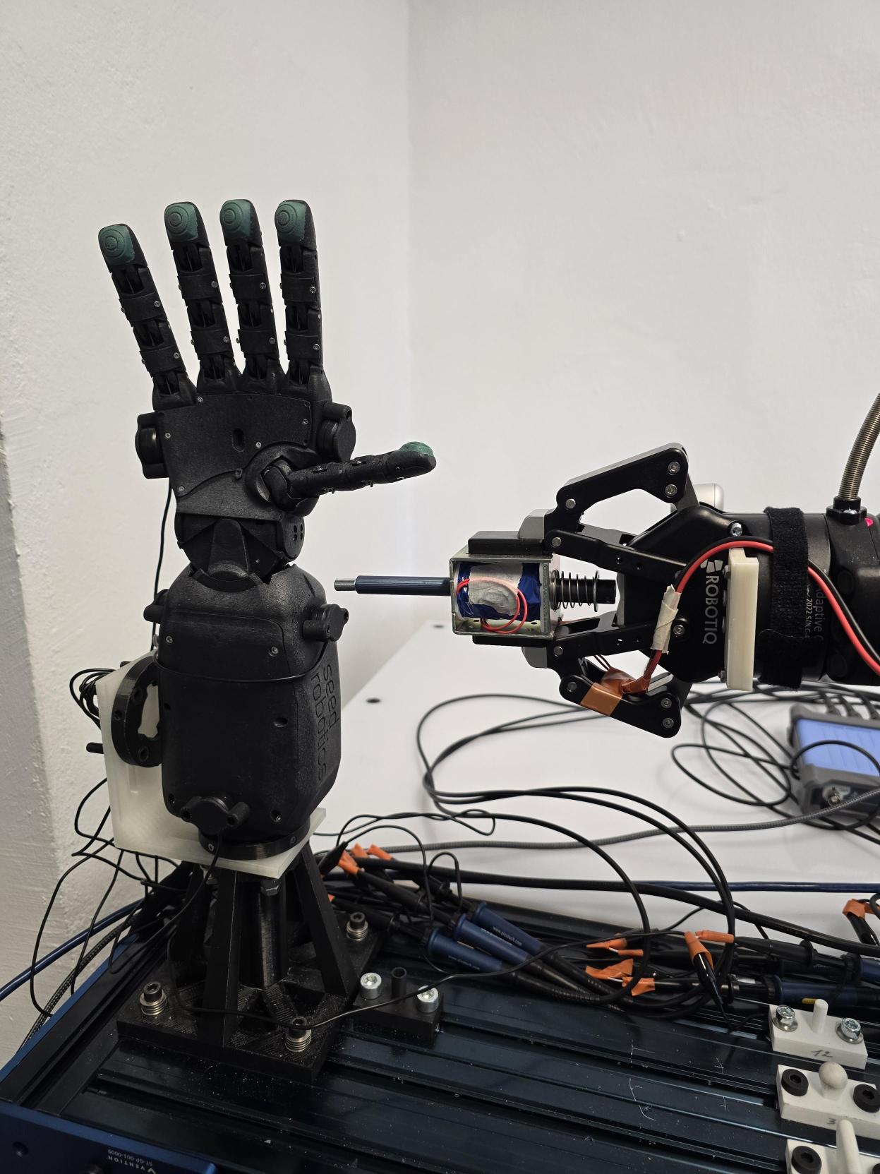 Vibro-Sense: A Bio-inspired Tactile Sensor for Robotics » Nicolás Navarro-Guerrero